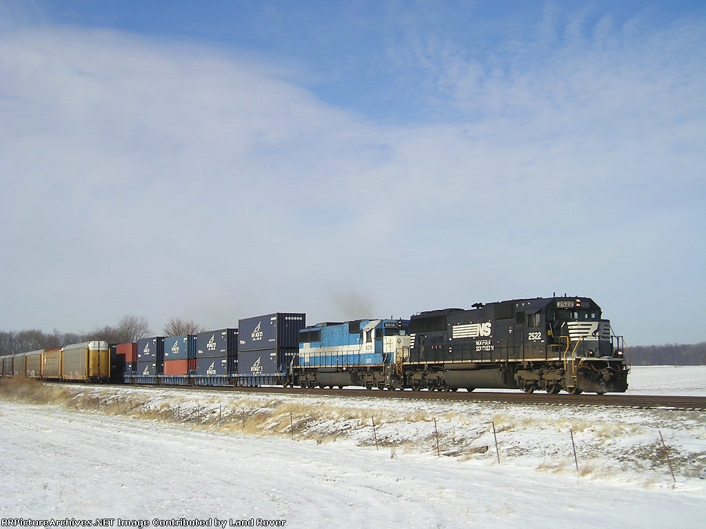 NS 2522 On NS 25 A Eastbound