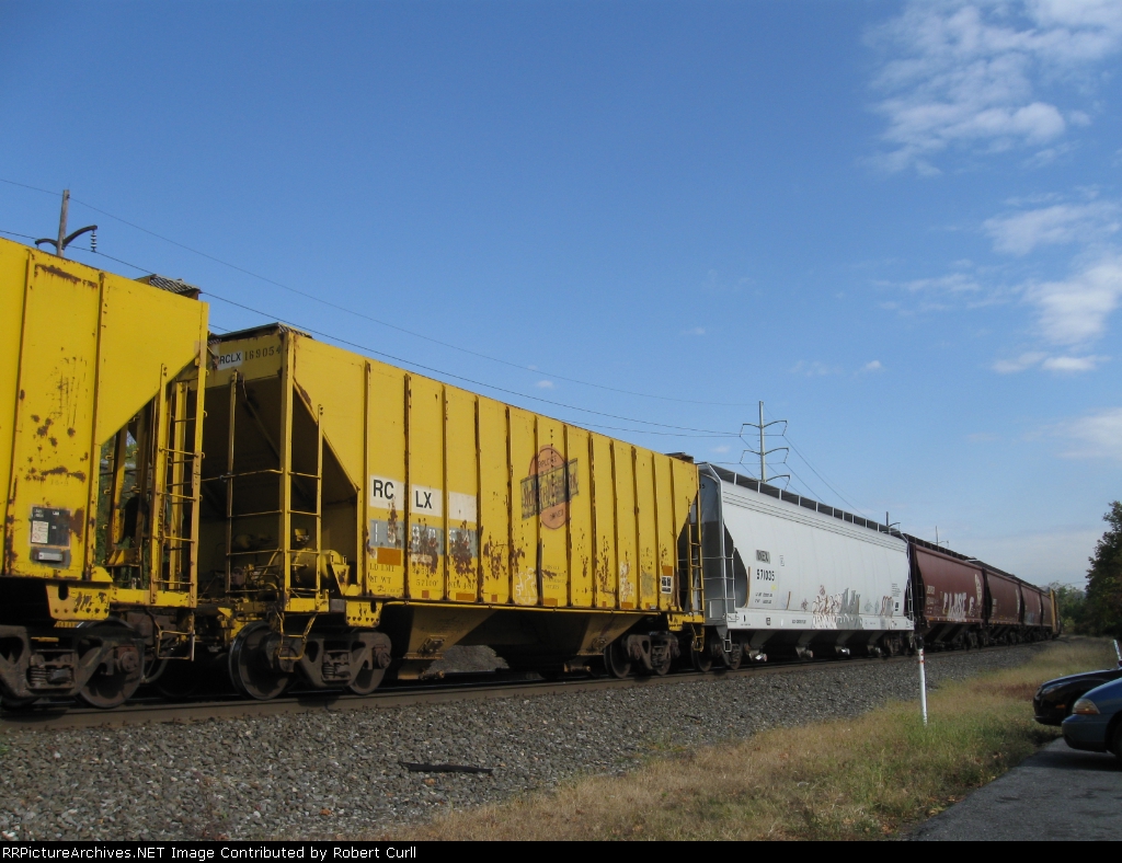 ex CNW cover hopper on 10N