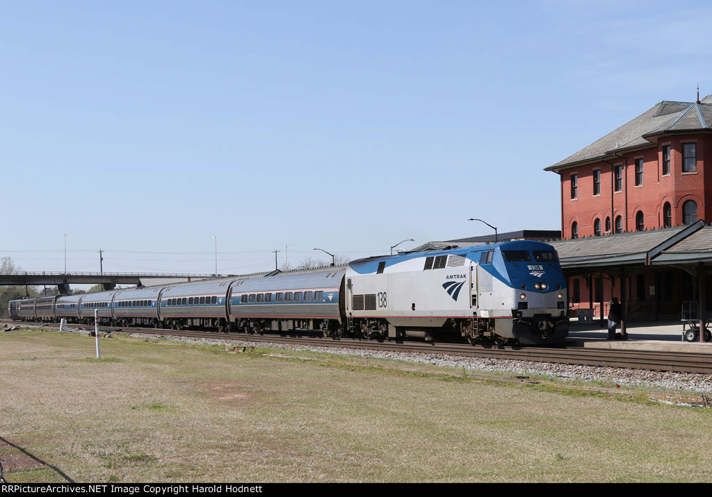 AMTK 138 leads train P092-03