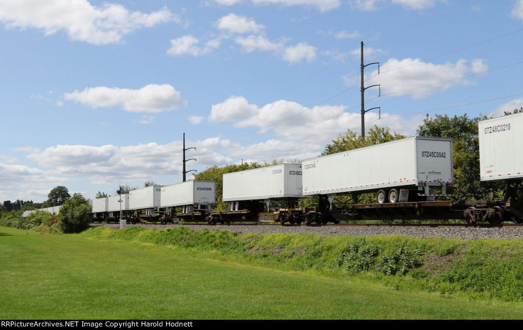 Brand new trailers on NS train I0W