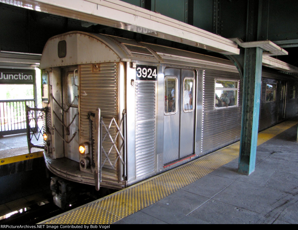 R-32 J Train