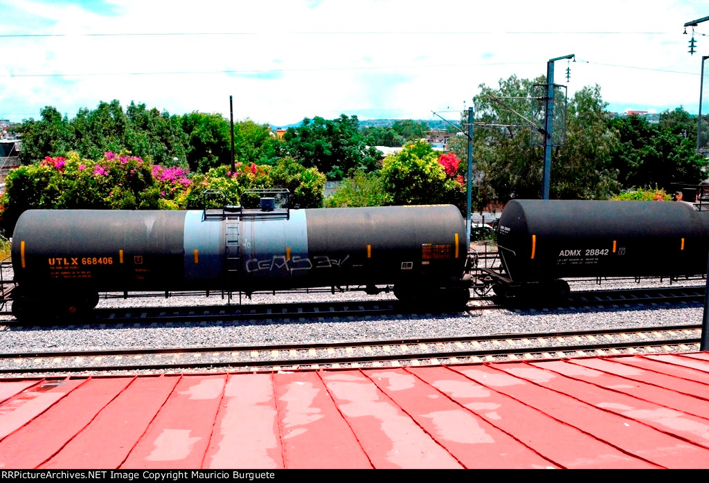 UTLX Tank Car