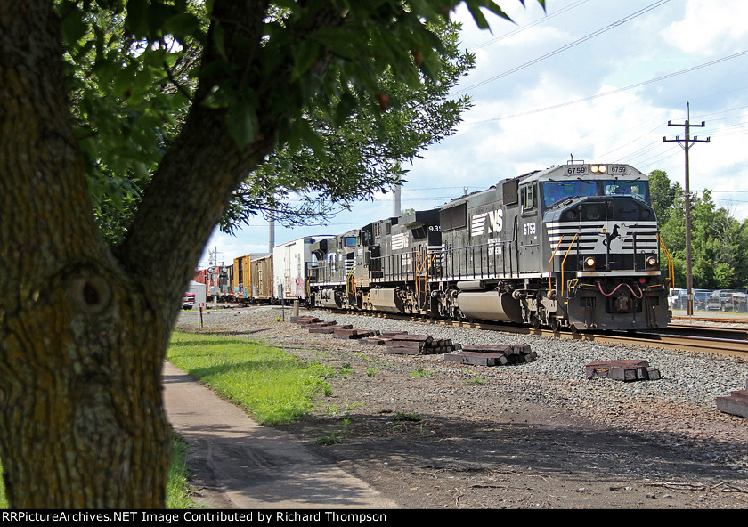 NS 6759 on NS 16N