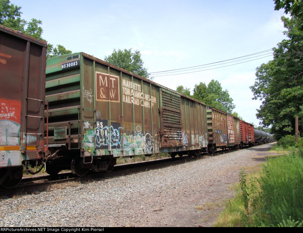 HS 30083 Box Car ex-MT&W (Marinette, Tomahawk & Western) on CSX Q418