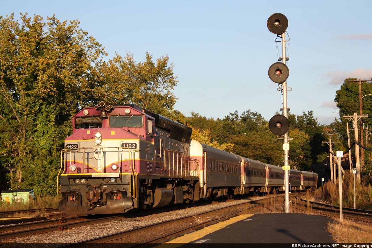 MBTA 1122