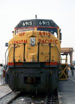 Pictures of UP 6915