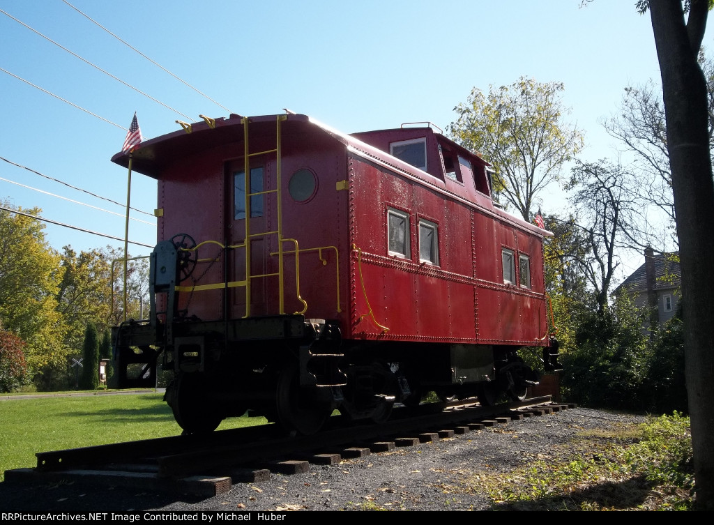 Ironton Railroad caboose #6