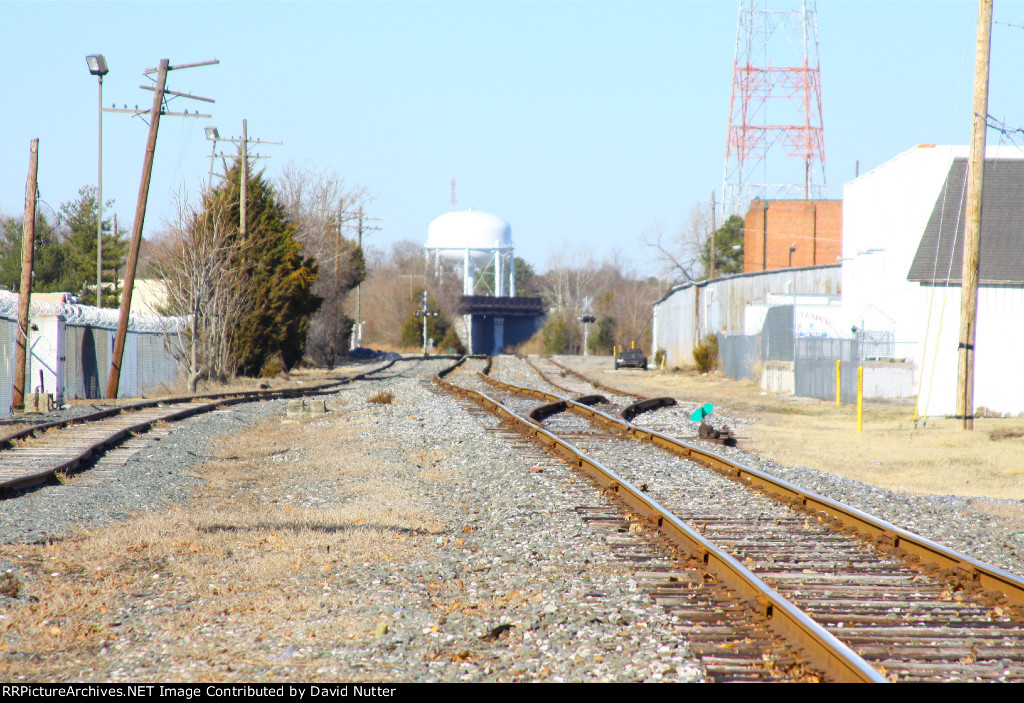 Look north, toward Delmar, MD/DE