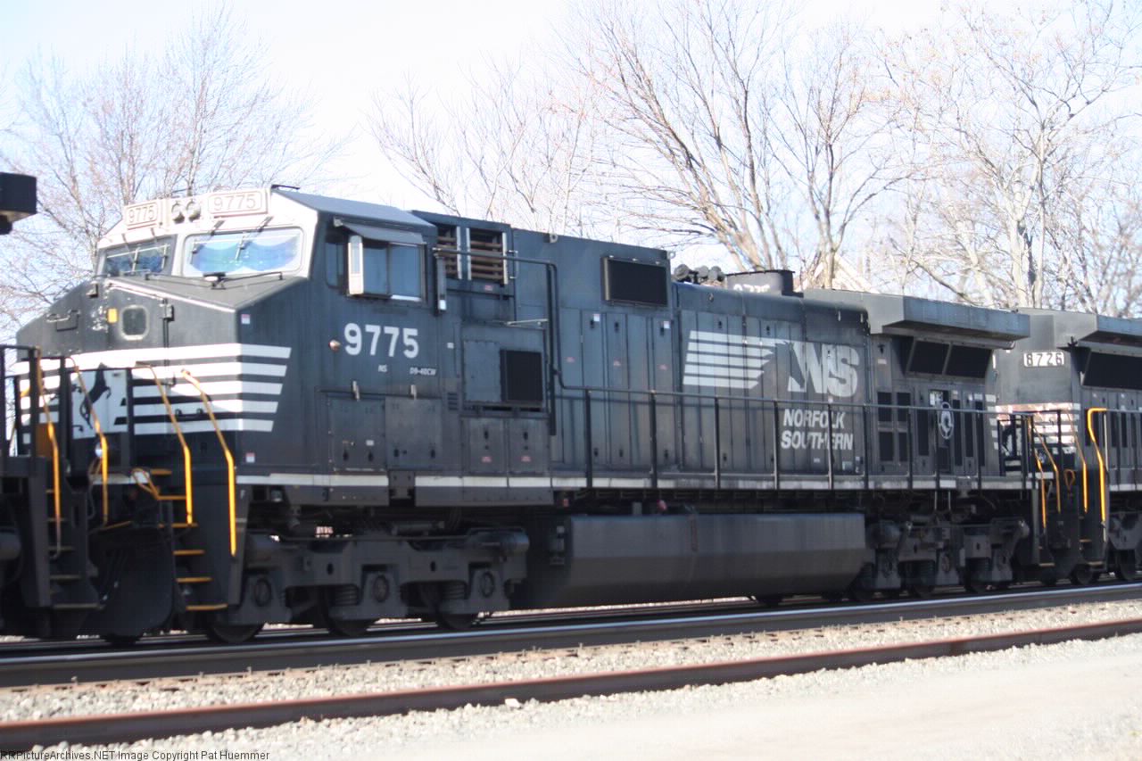 NS 9775