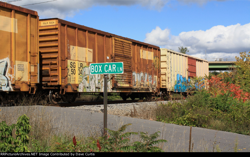 BOX CAR Ln