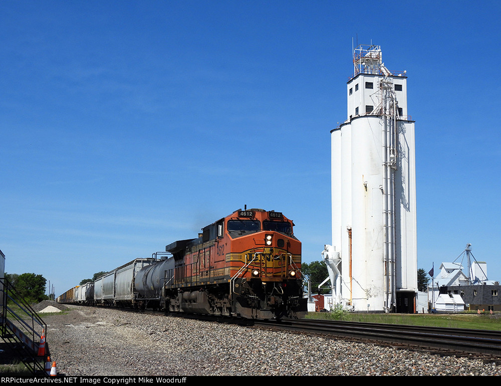 BNSF 4612
