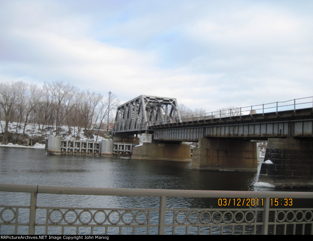 BNSF Main Channel Bridge