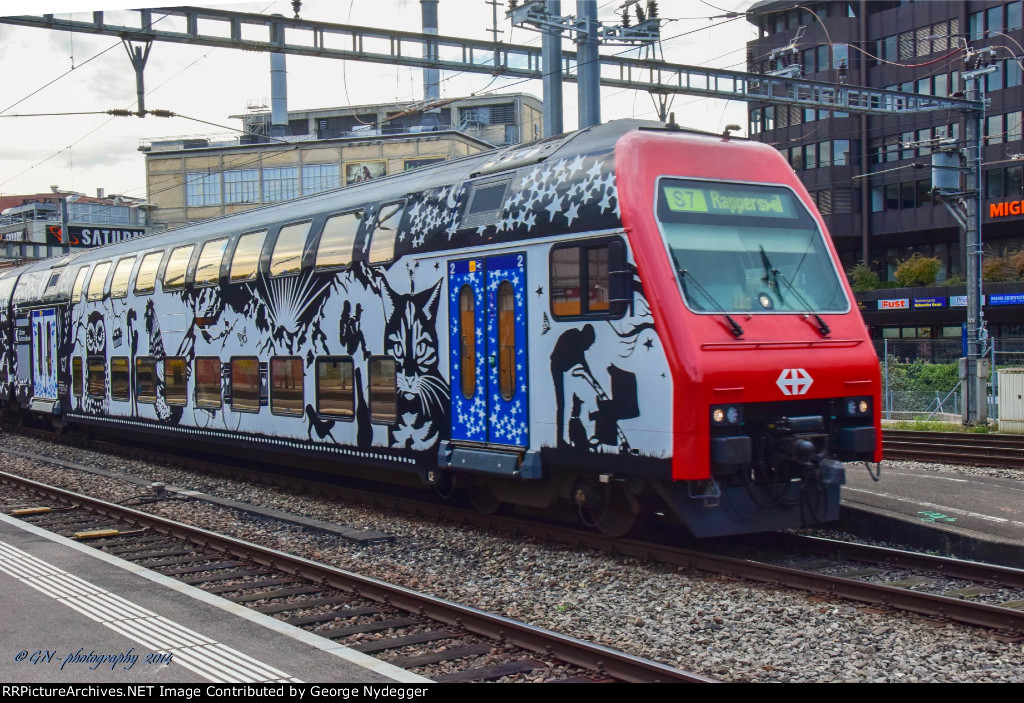 Swiss federal Railways (SBB) 450 016-1 S-Bahn, light commuter rail
