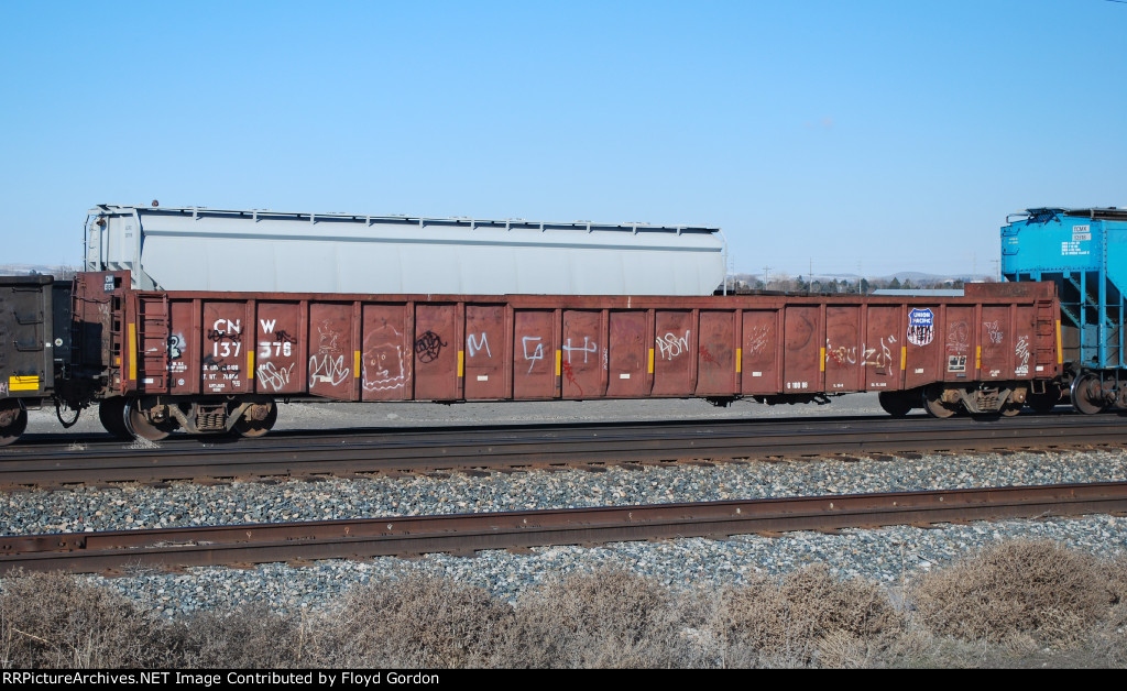CNW 137376