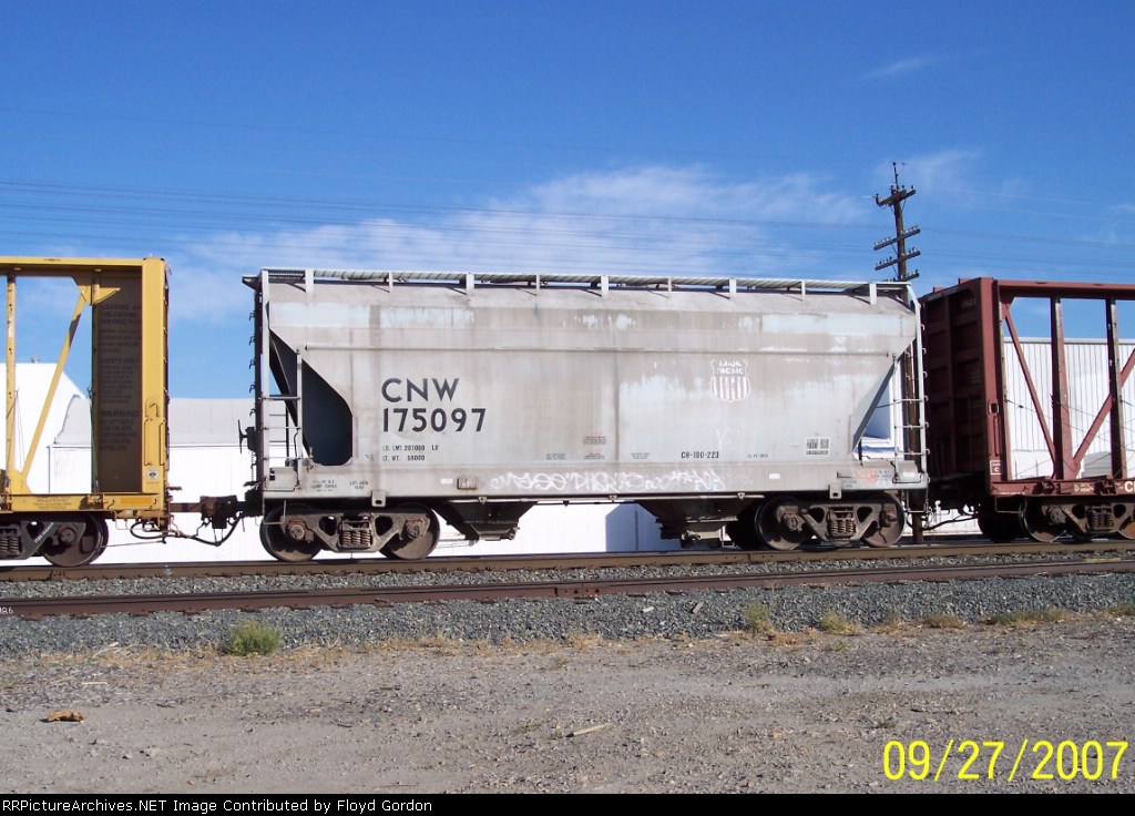CNW 175097