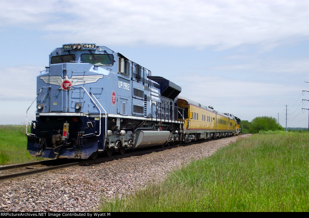 UP 1982
