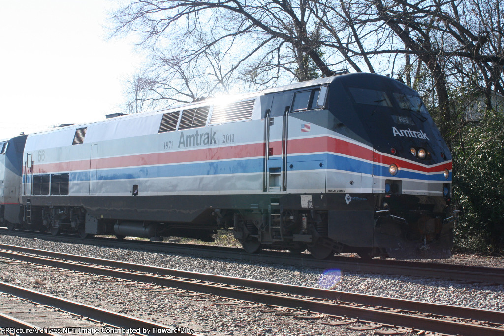 AMTK 66 leading Train 20