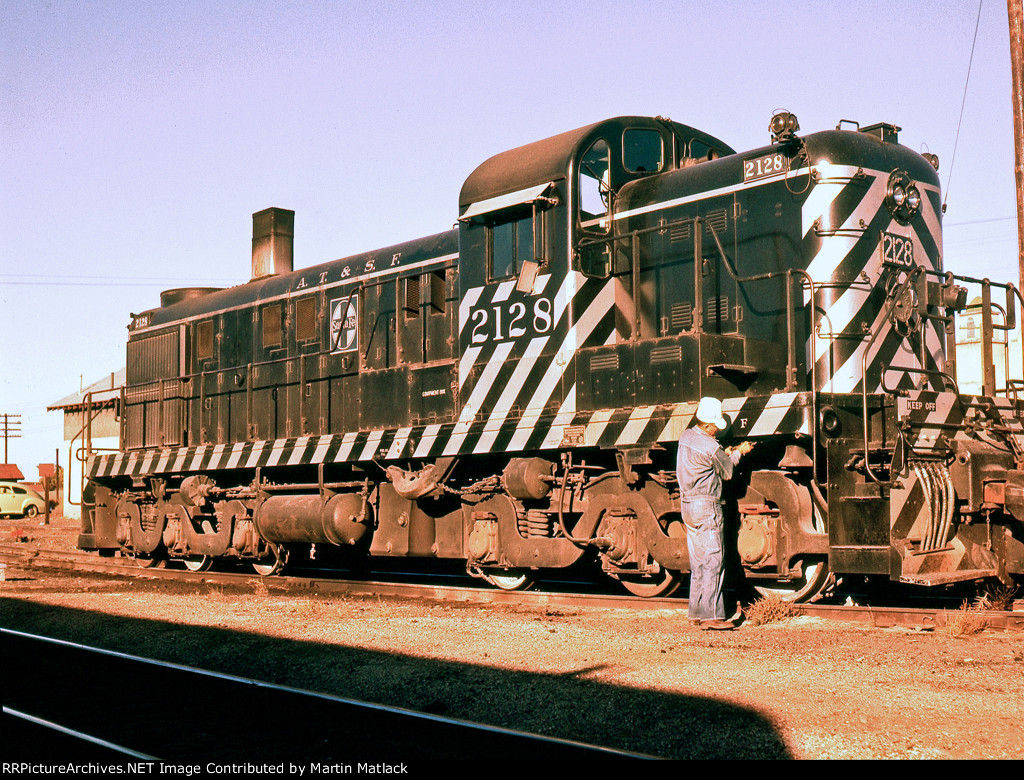 ATSF 2128