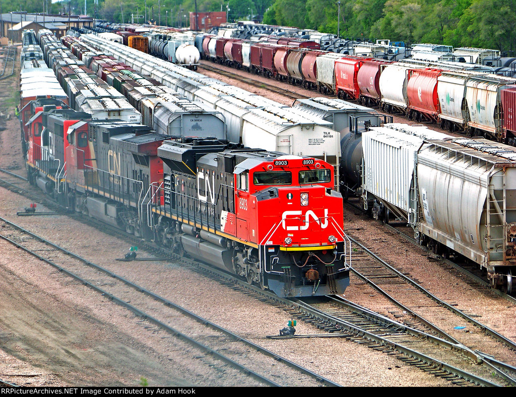 CN 8903