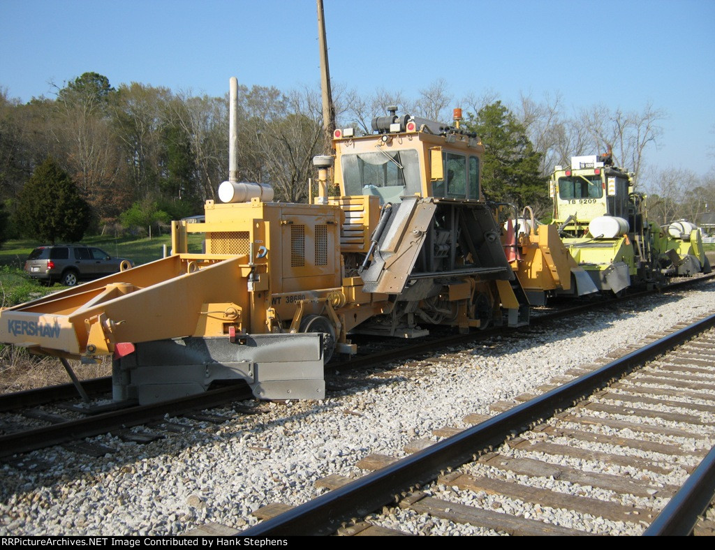 CSX CAT Surfacing Gang at Cusseta, AL