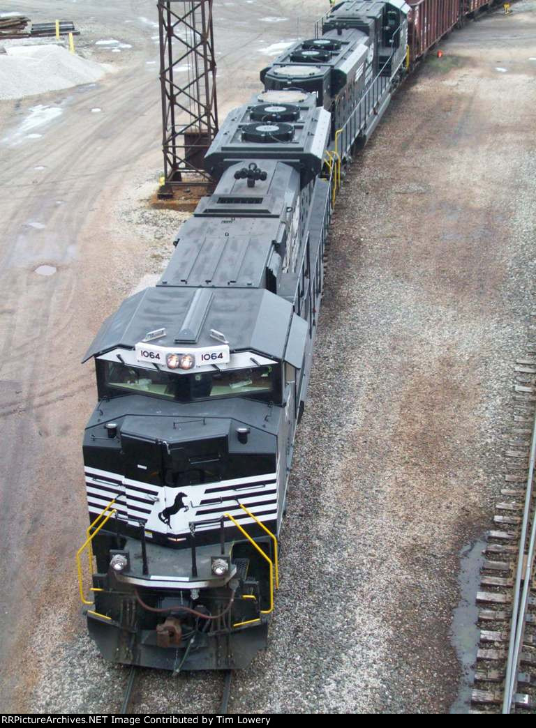 NS SD70ACe 1064