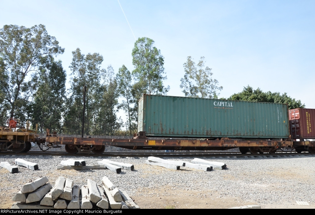 VTTX Flat car with container