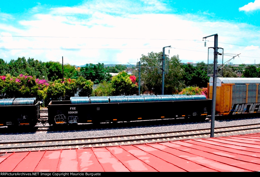 FXE Gondola with coiled steel wire
