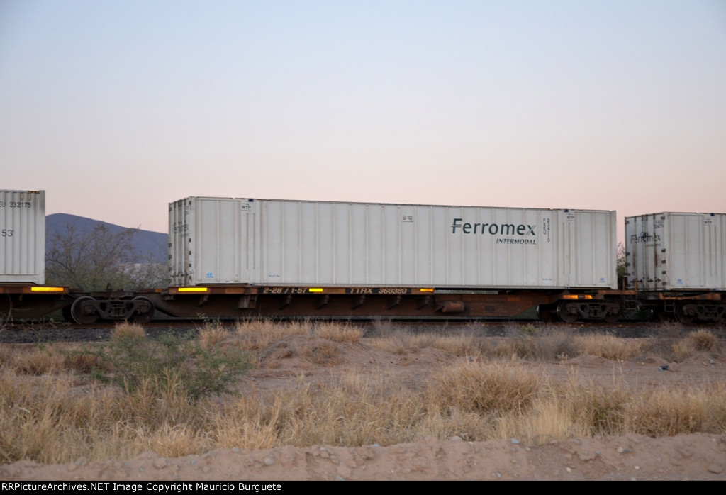 TTRX Spine Car with Ferromex Container