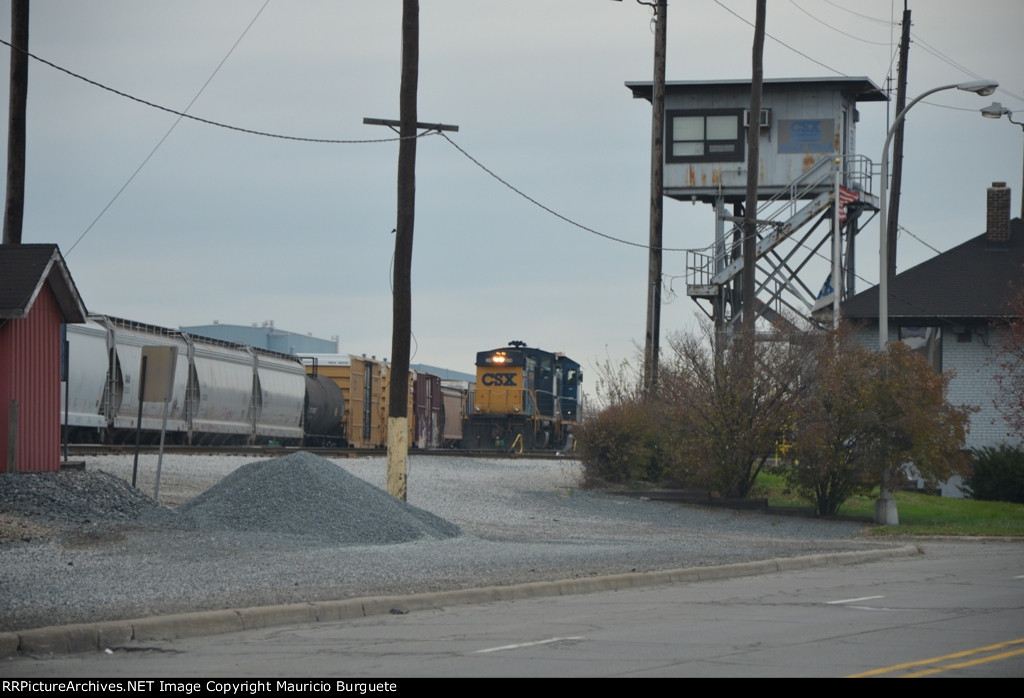 CSX yard tower at Dearborn yard