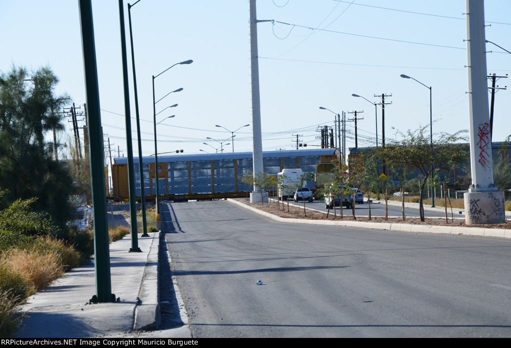 Rail road crossingat Hermosillo