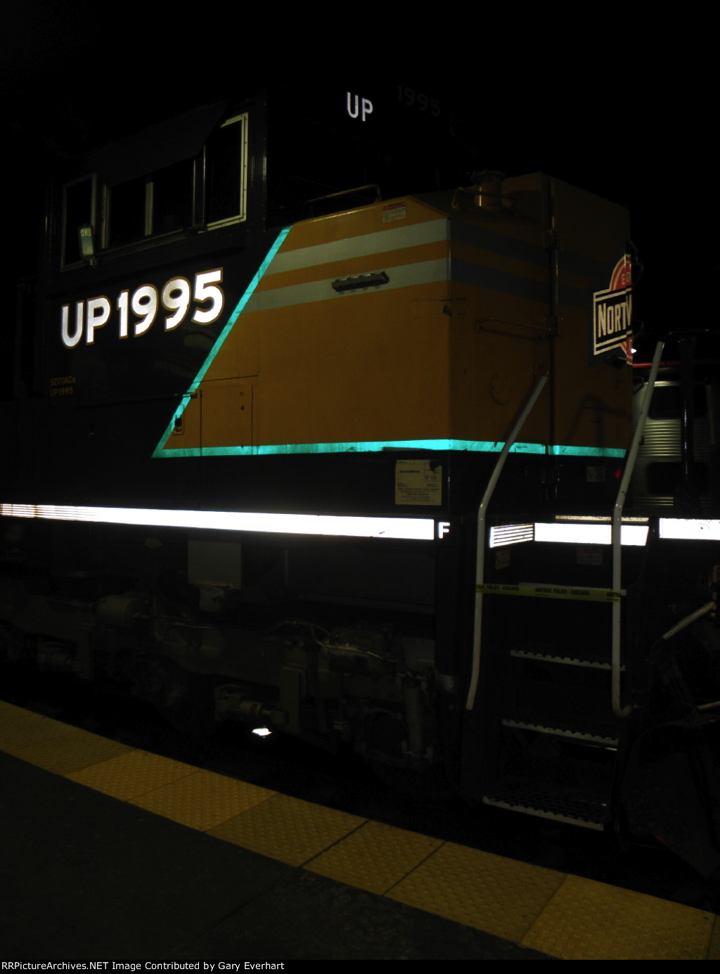 UP 1995 - one of Union Pacific'm Heritage Fleet - reflective tape on nose