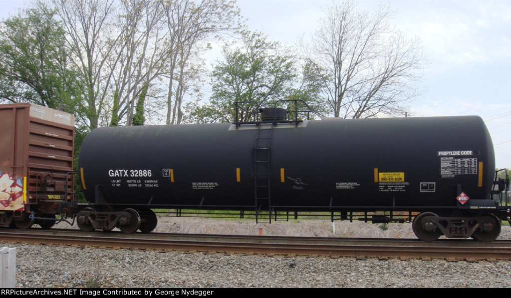 GATX 32886 / Tank Car