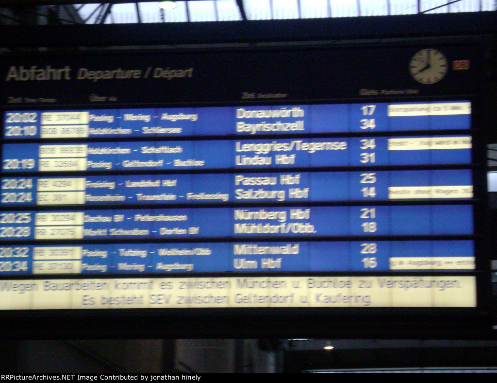 Munich Train Board