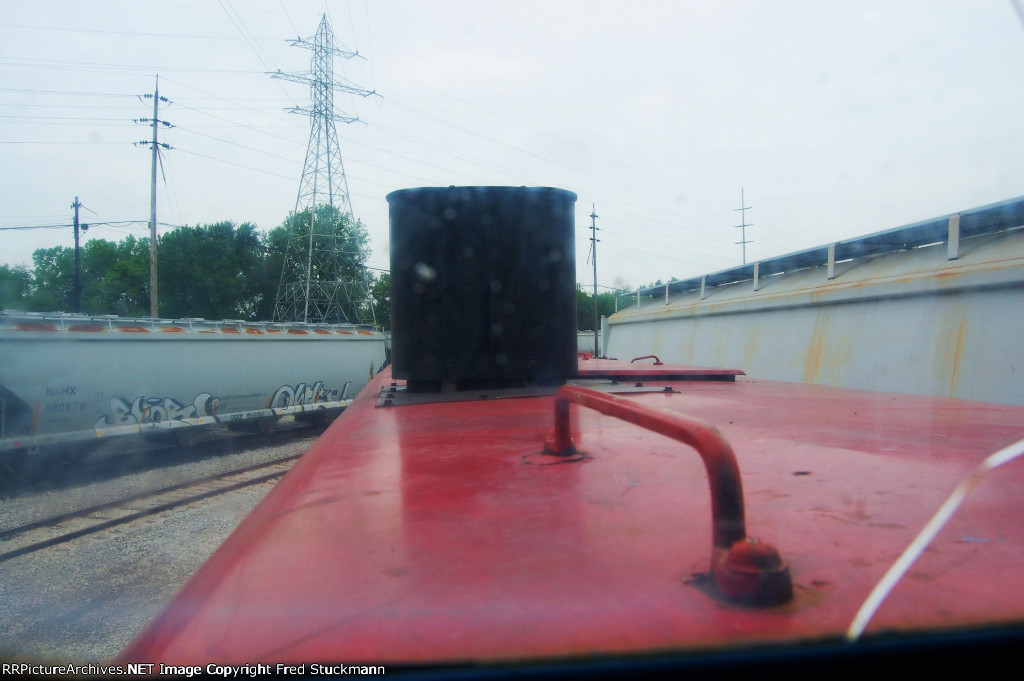 Plain & simple lines.