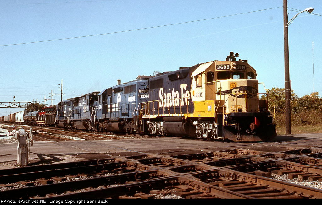 ATSF 3609, CR 6290, 5060, and 3366