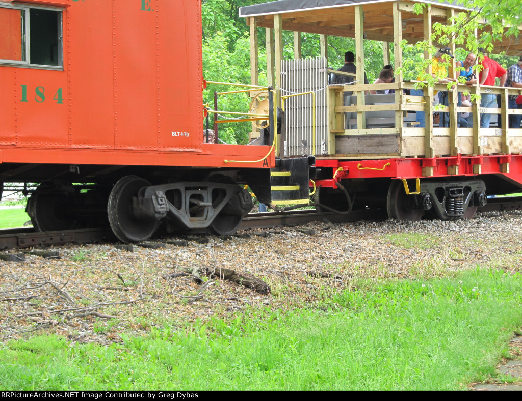 EJ&E Caboose And Katy Outdoor Car Derailed
