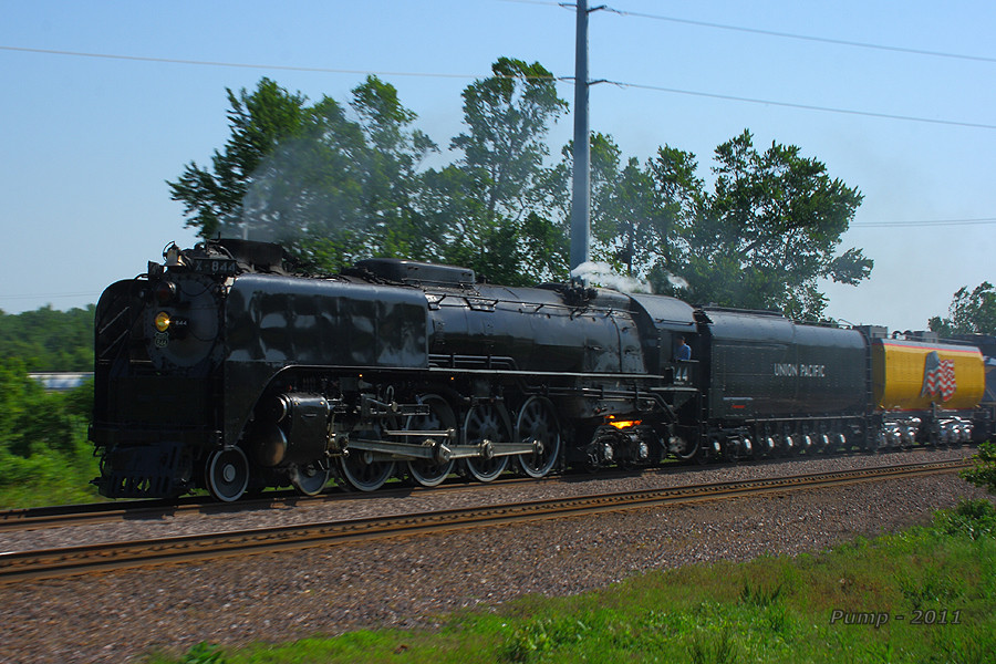 Eastbound UP 844 and The Little Rock Express Train