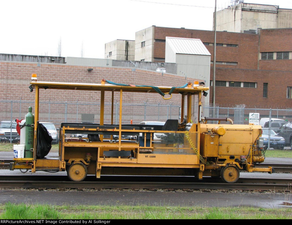 MPC 8305 (MofW Equipment)