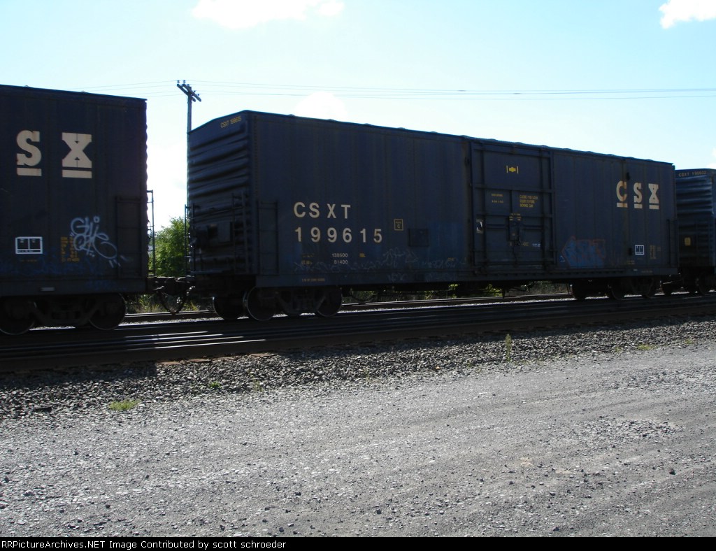 CSX 199615 Boxcar EB