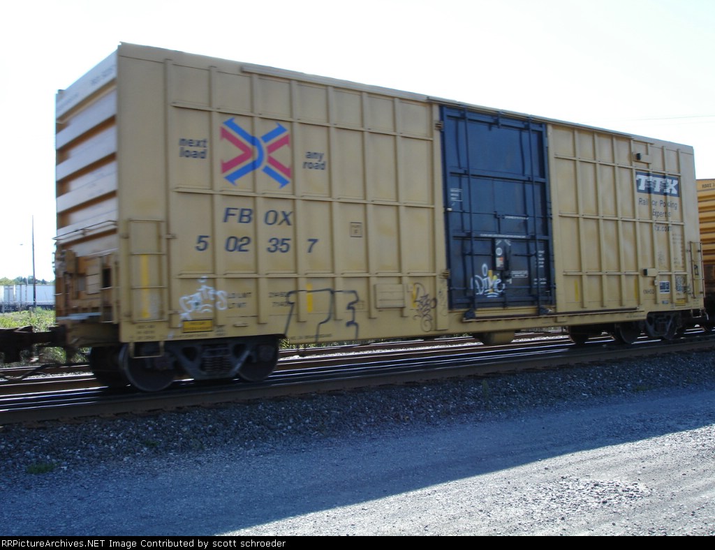 FBOX 502357 High Boxcar EB