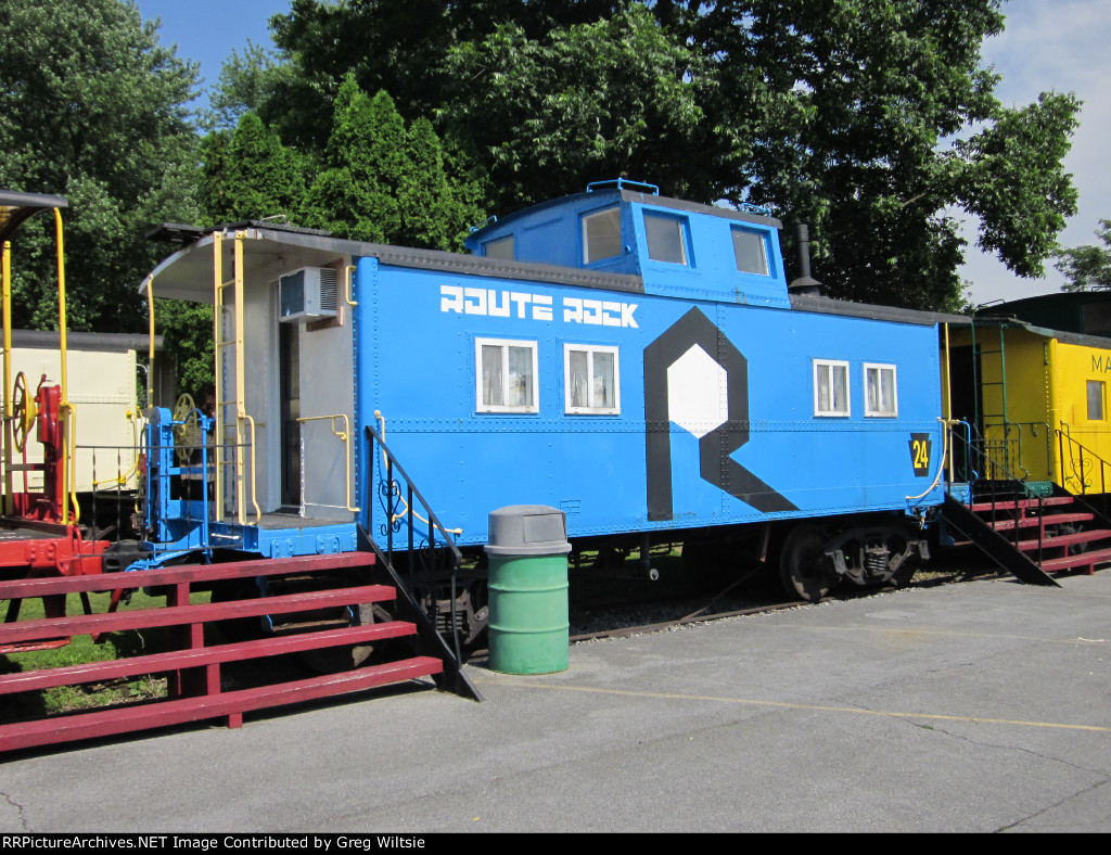 Rock Island caboose room 24