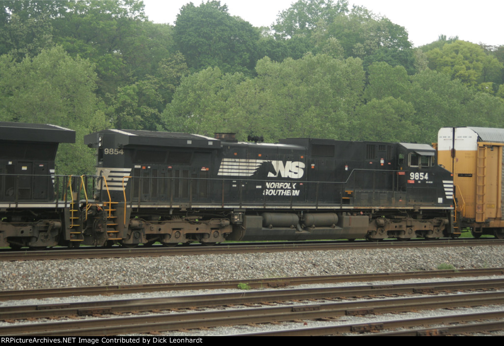 NS 9854