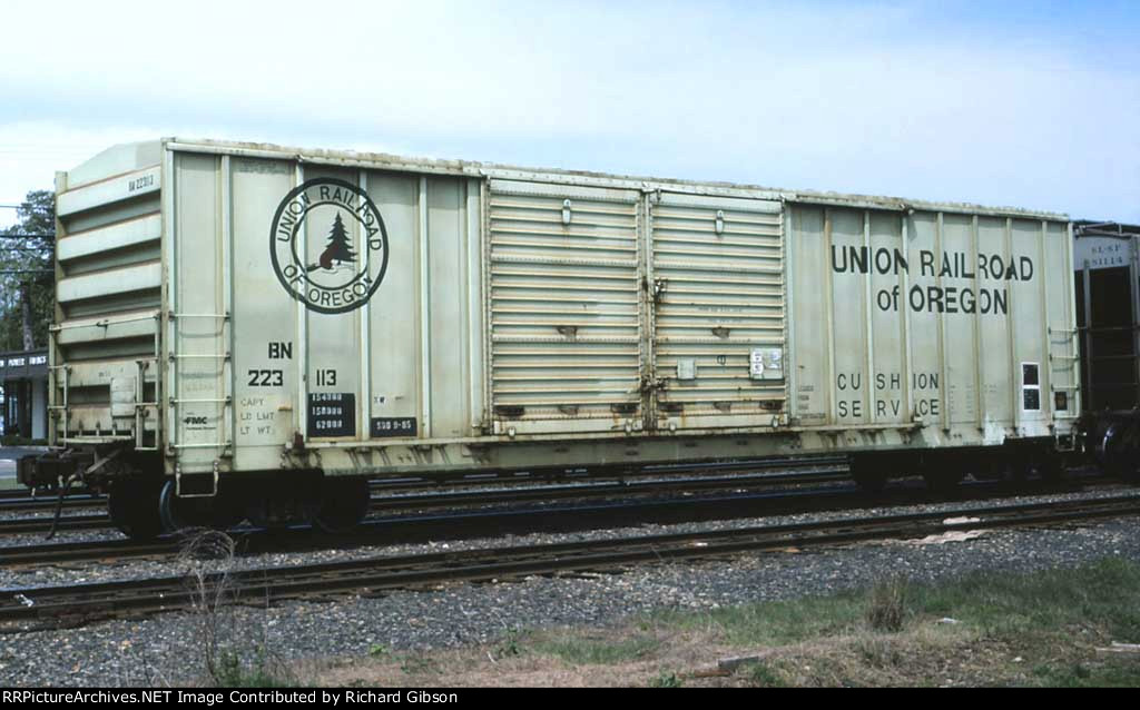 BN 223113 ex-UO Box Car