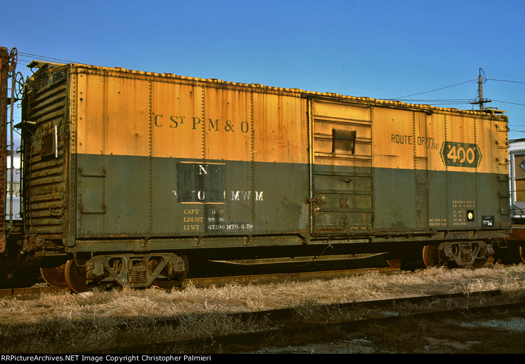 CNW MW Box Car