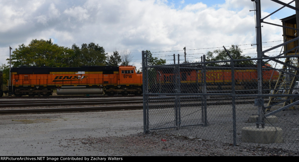 BNSF 5722 9716