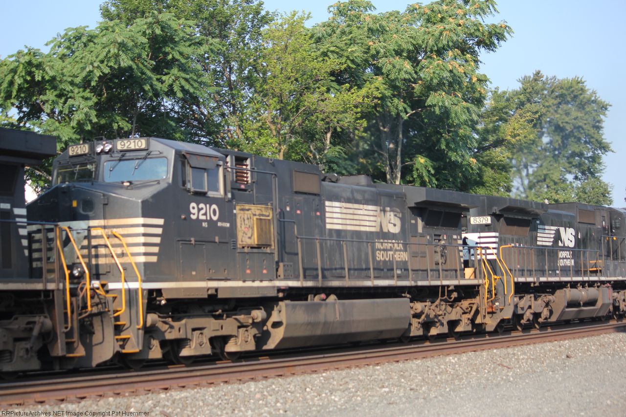 N\ 9210