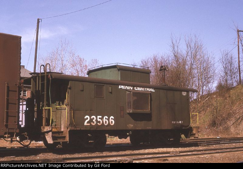 PC Caboose 23566