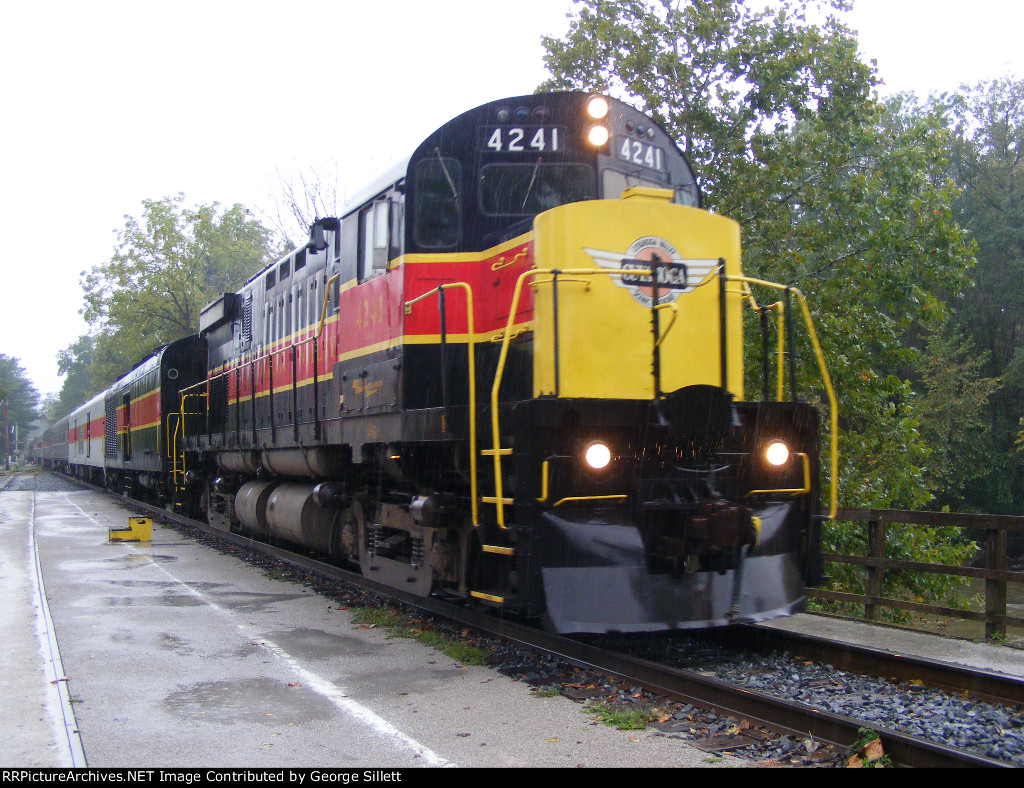 CVSR 4241 arrives to take us to Fitzwater Maintance Yard in pouring rain.