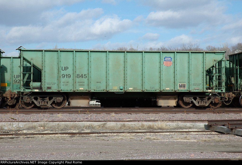 UP 919845, Ballast Hopper,