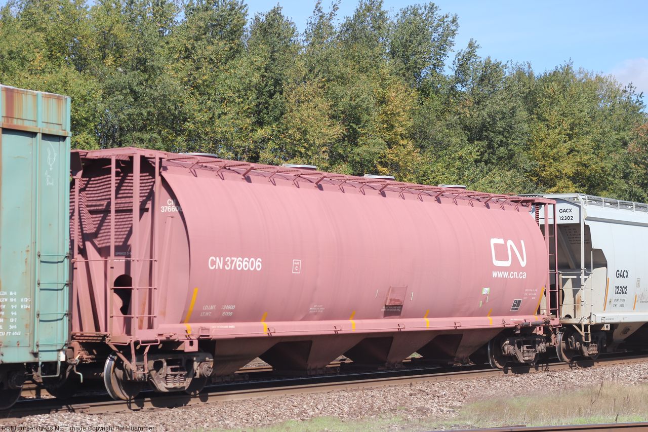 CN 376606